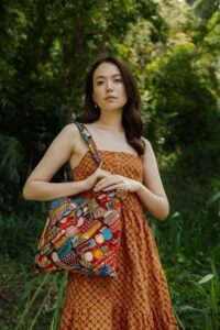 11 Beautiful Batik Bags That Will Make You Swoon - Fabricerie